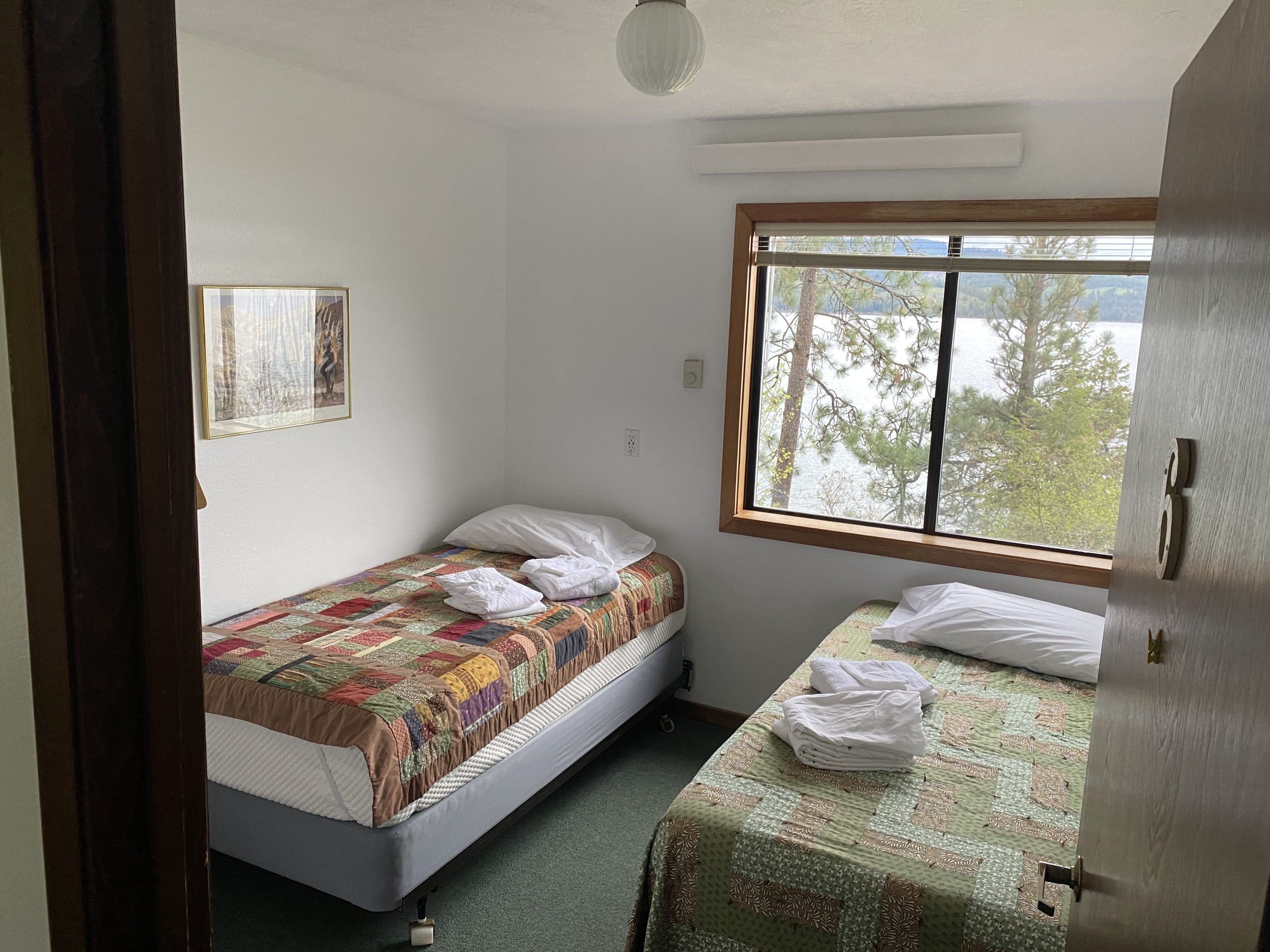 Lodges for sleeping & meeting - N-Sid-Sen Camp & Retreat Center